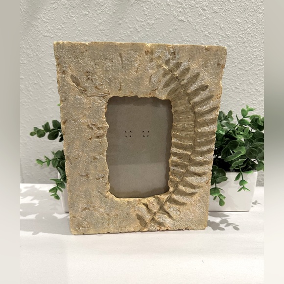 Accents | Vintage Picture Photo Frame Cream White Leaf Faux Fossil ...